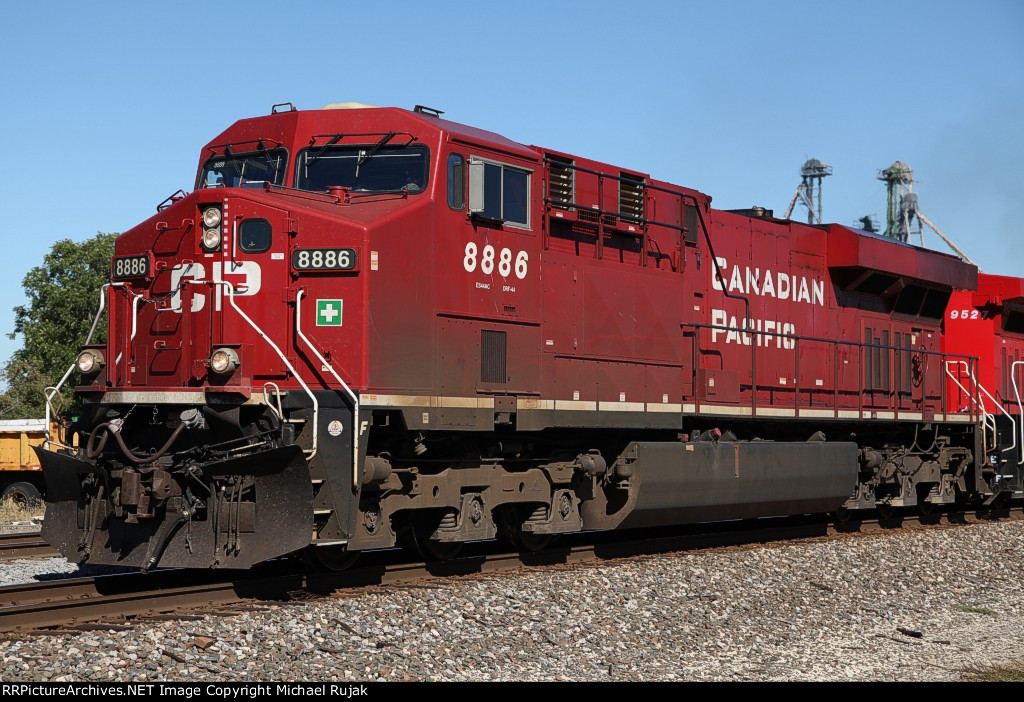 CP 8886
